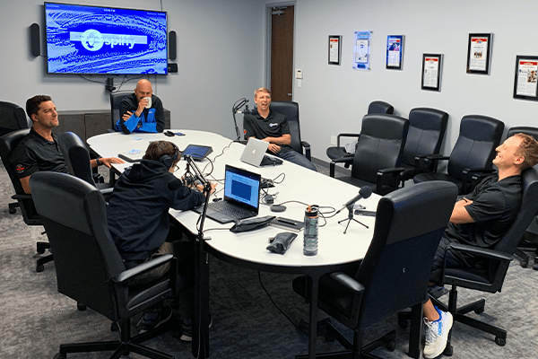 How Pit Crew Went from Mobile Oil Changes in Knoxville to Joining Spiffy
